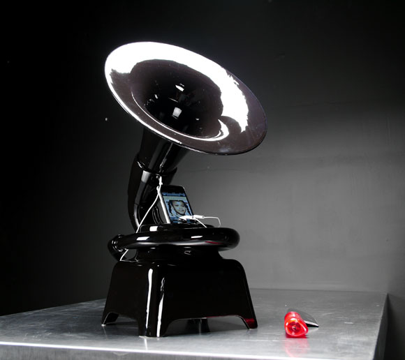 His Master's Voice: Phonofone II - Polkadot