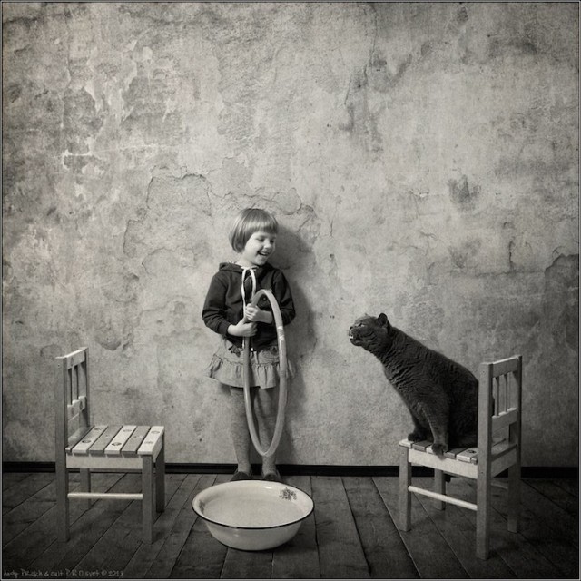Andy Prokh - A girl and her cat - Polkadot
