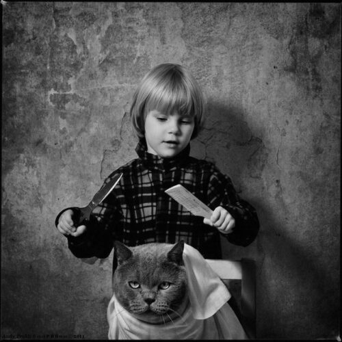 Andy Prokh – A girl and her cat - Polkadot