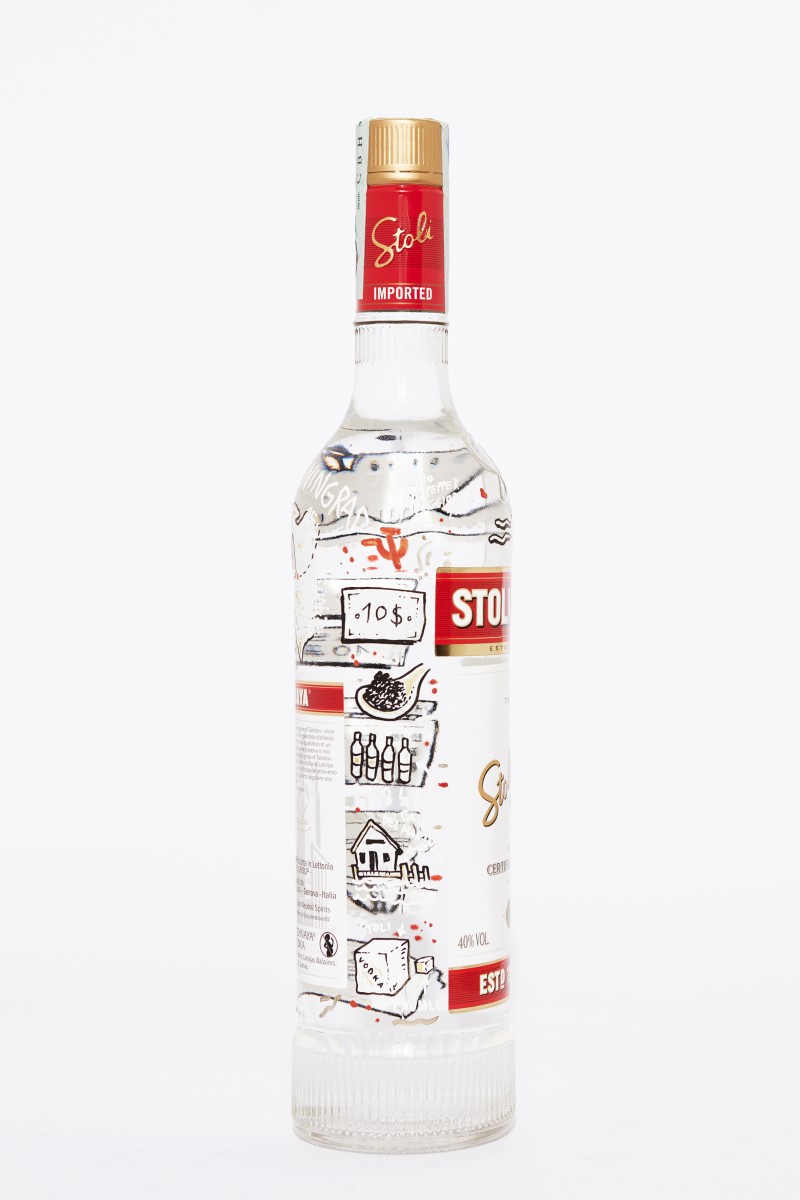 Stoli® Vodka presenta ‘Message ON a bottle’ - Polkadot